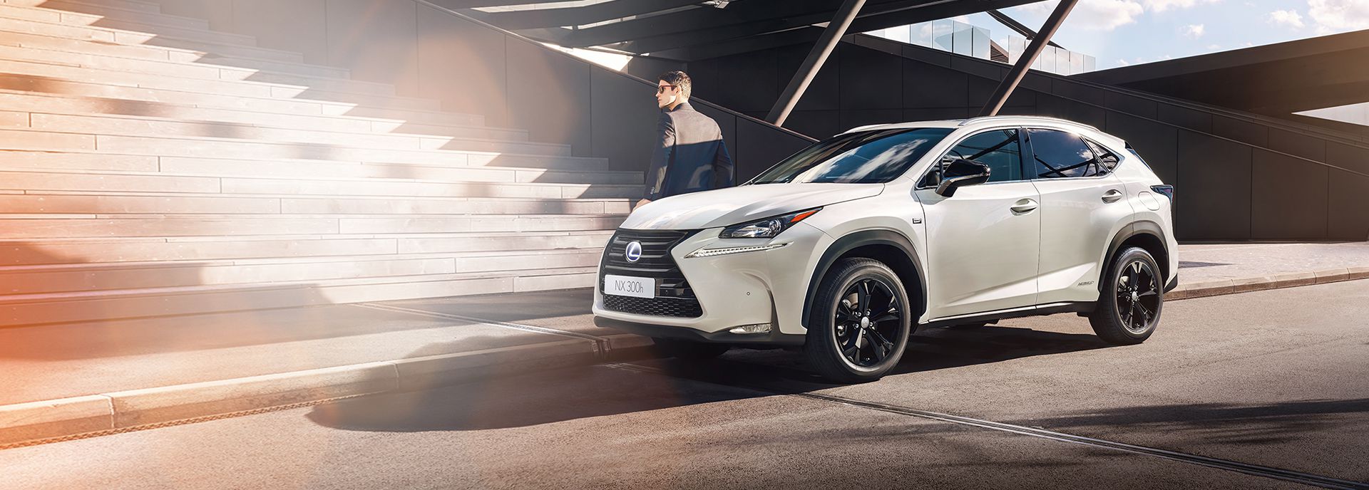 Tervetuloa hämmästyttävään Lexuksen maailmaan |Lexus Suomi